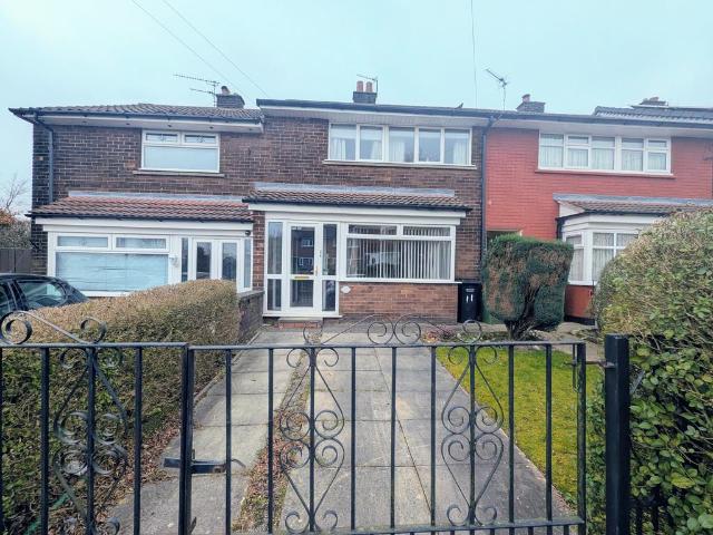 3 bedroom terraced house for sale