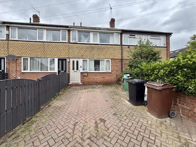 3 bedroom terraced house for sale