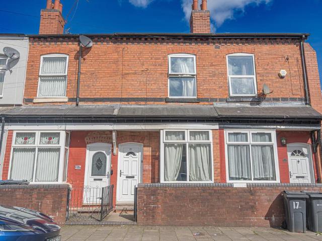 3 bedroom terraced house for sale