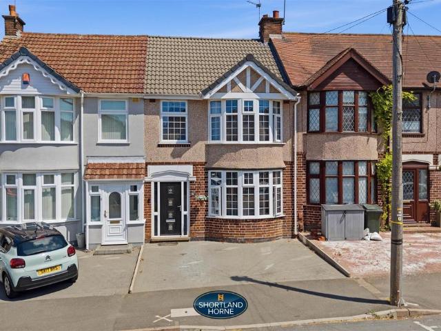 3 bedroom terraced house for sale