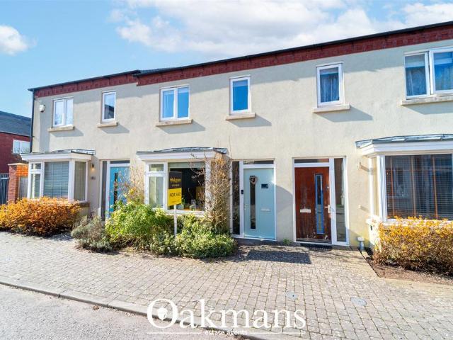 3 bedroom terraced house for sale