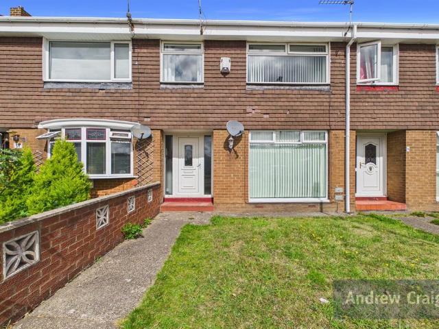 3 bedroom terraced house for sale