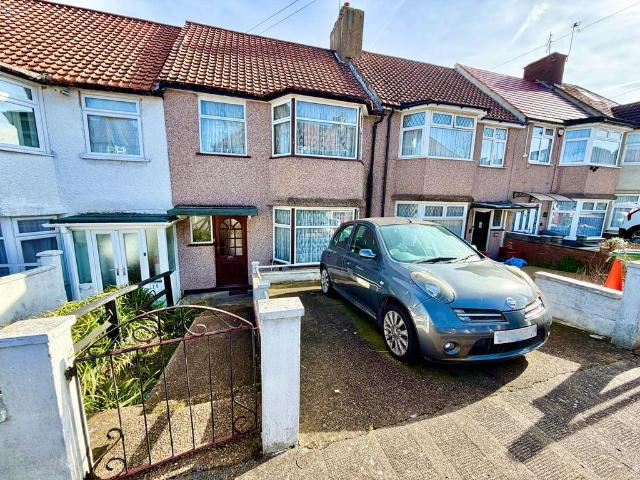 3 bedroom terraced house for sale