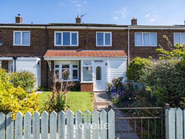 3 bedroom terraced house for sale