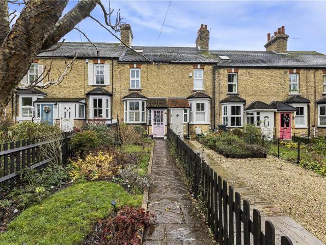 3 bedroom terraced house for sale