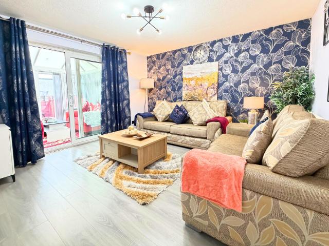 3 bedroom terraced house for sale