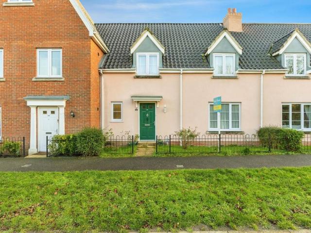 3 bedroom terraced house for sale