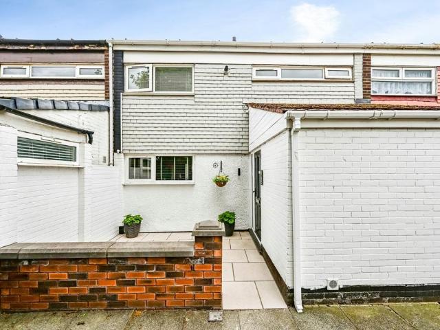 3 bedroom terraced house for sale