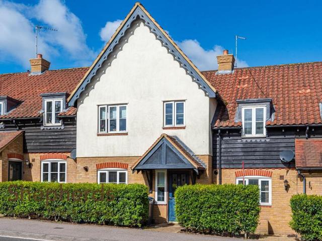 3 bedroom terraced house for sale