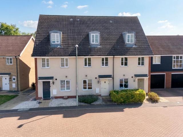 3 bedroom terraced house for sale