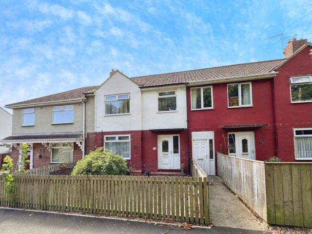 3 bedroom terraced house for sale