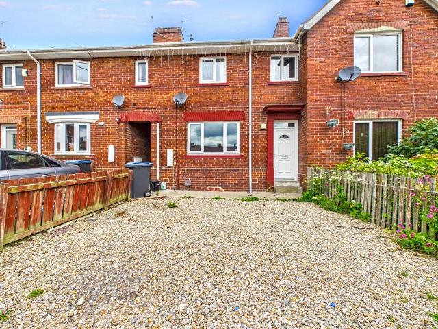 3 bedroom terraced house for sale