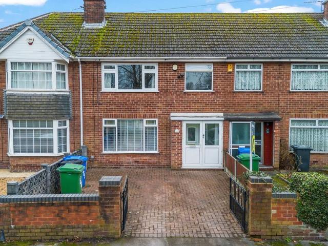 3 bedroom terraced house for sale