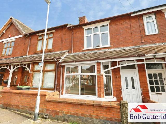 3 bedroom terraced house for sale