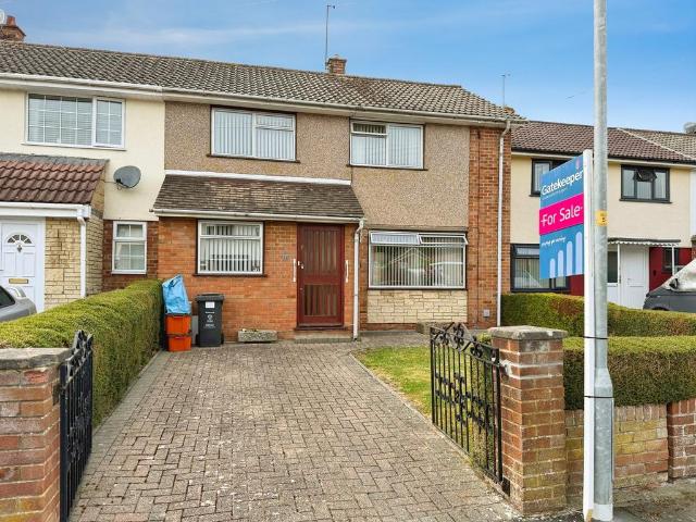 3 bedroom terraced house for sale