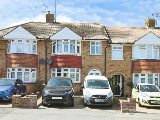 3 bedroom terraced house for sale