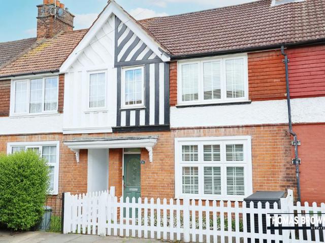3 bedroom terraced house for sale
