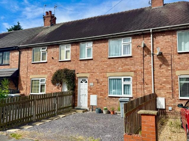 3 bedroom terraced house for sale