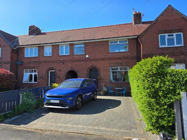 3 bedroom terraced house for sale