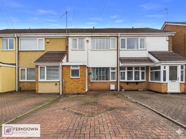 3 bedroom terraced house for sale