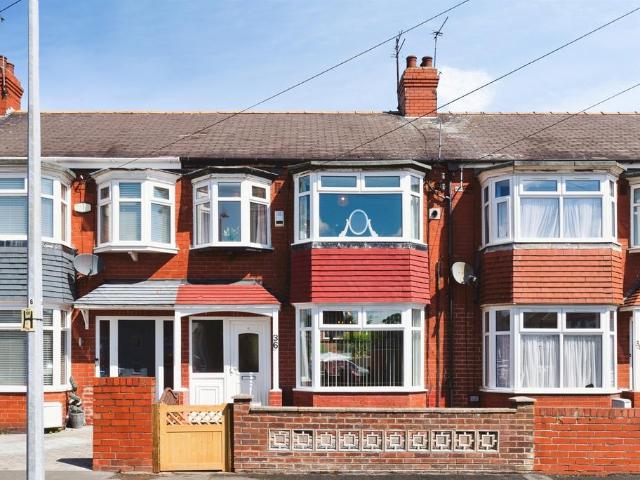 3 bedroom terraced house for sale