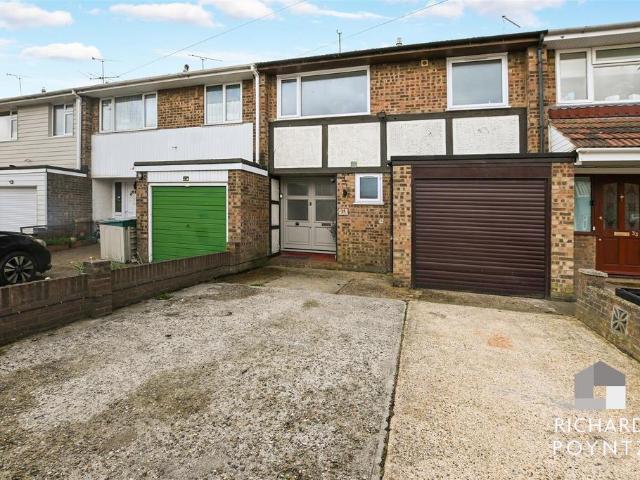 3 bedroom terraced house for sale
