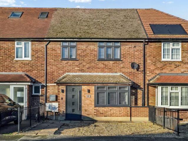 3 bedroom terraced house for sale