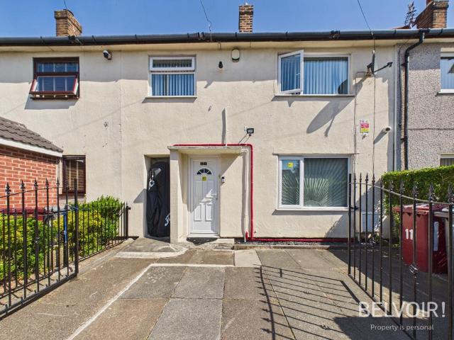 3 bedroom terraced house for sale