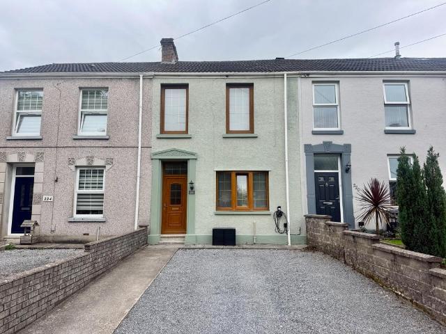 3 bedroom terraced house for sale
