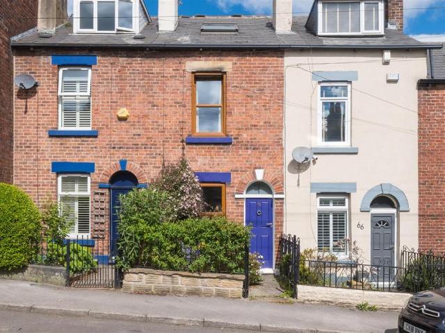 3 bedroom terraced house for sale