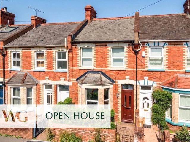 3 bedroom terraced house for sale