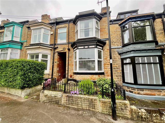 3 bedroom terraced house for sale