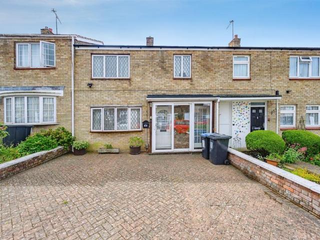 3 bedroom terraced house for sale