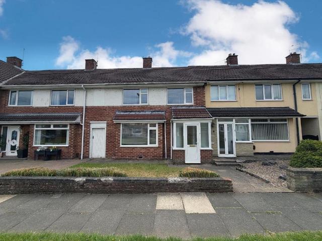 3 bedroom terraced house for sale