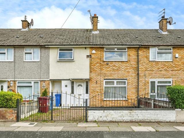 3 bedroom terraced house for sale