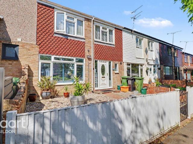 3 bedroom terraced house for sale