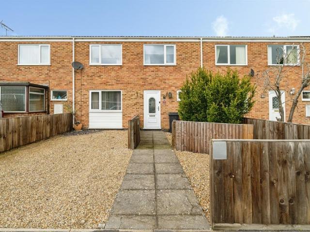 3 bedroom terraced house for sale
