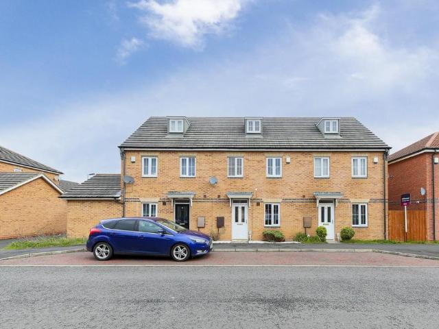 3 bedroom terraced house for sale