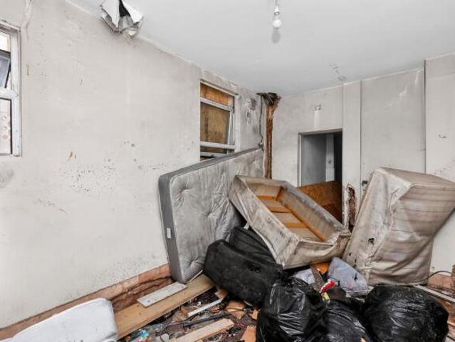 3 bedroom terraced house for sale in 20 Vaughan Avenue, Doncaster, DN1 2QE, DN1