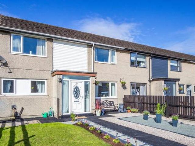 3 bedroom terraced house for sale in 24 Hall Park Burneside LA9