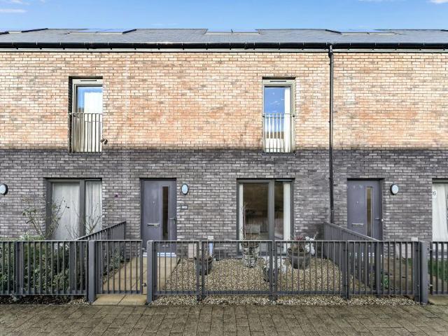 3 bedroom terraced house for sale in 28 Glenalmond Place, Sighthill, Edinburgh, EH11 4FF, EH11