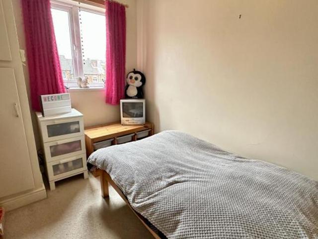 3 bedroom terraced house for sale in 34 Dinnington Road Sheffield S8 0NZ, S8