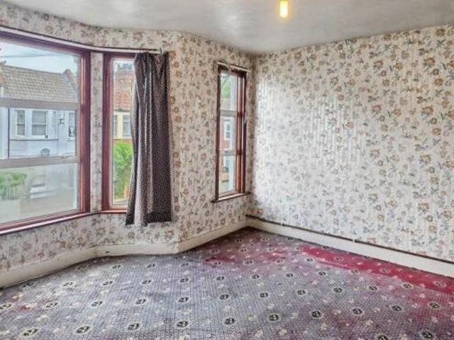 3 bedroom terraced house for sale in 37 Redfern Road, Harlesden, London, NW10 9LA, NW10