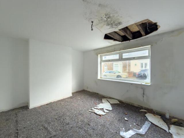 3 bedroom terraced house for sale in 44 Hawthorn Street, Sunderland, Tyne and Wear SR4 7UP, SR4