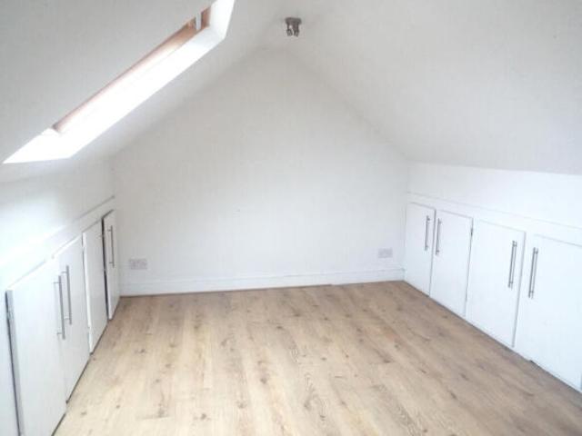 3 bedroom terraced house for sale in 587 Endike Lane, HU6