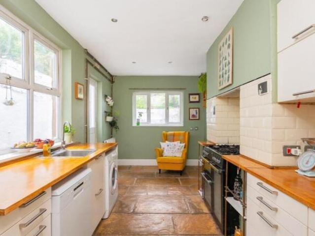 3 bedroom terraced house for sale in Cotswold Road, Windmill Hill, BS3
