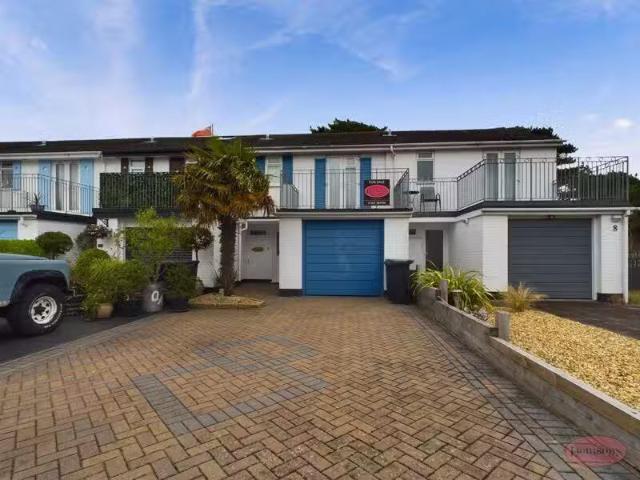 3 bedroom terraced house for sale in Coastguard Way, Mudeford.