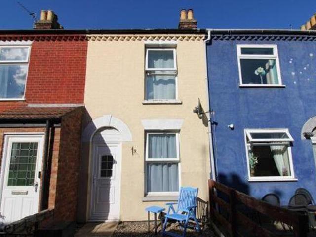 3 Bedroom Terraced House For Sale In Cobholm