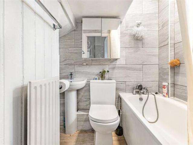 3 bedroom terraced house for sale in Cobland Road, London, SE12