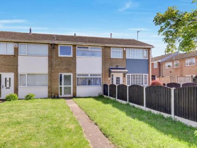3 bedroom terraced house for sale in Conifer Walk, Nottingham, NG3